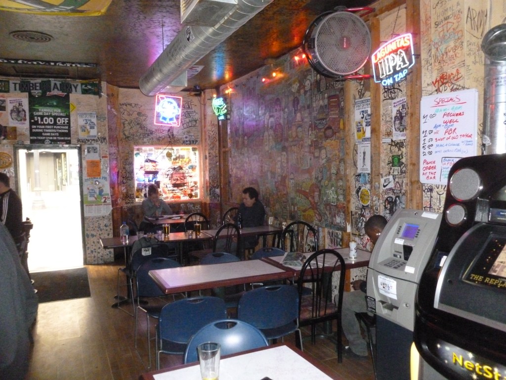 The Yamhill Pub – A Dive Bar with Character or Grunge? | Thebeerchaser